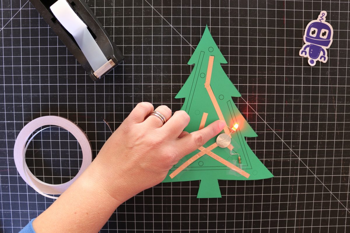 Lit Tree Paper Circuit Tutorial – Los Alamos STEAM Lab